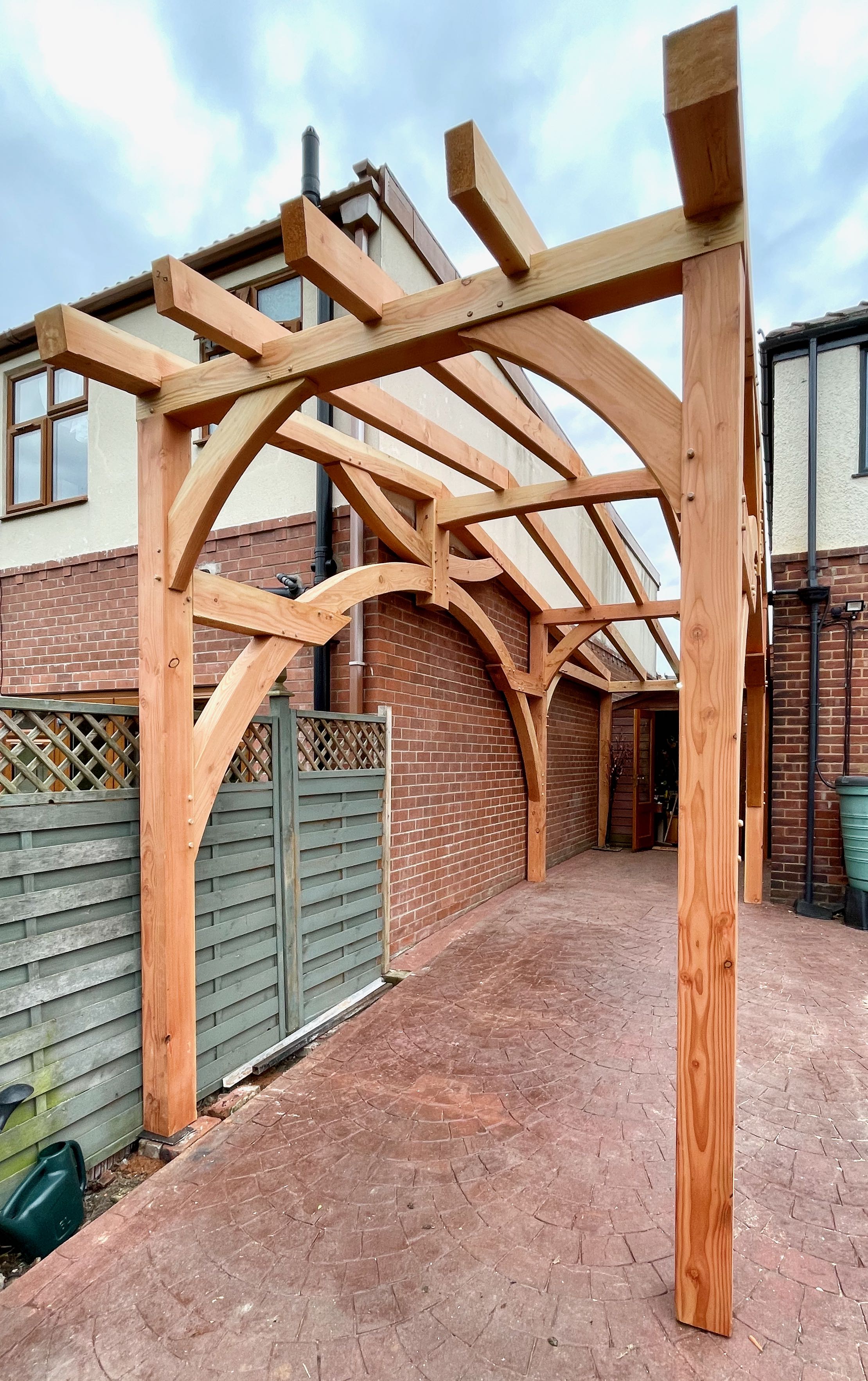 Hammerbeam Truss Pergola, Sheffield – Handspring Design